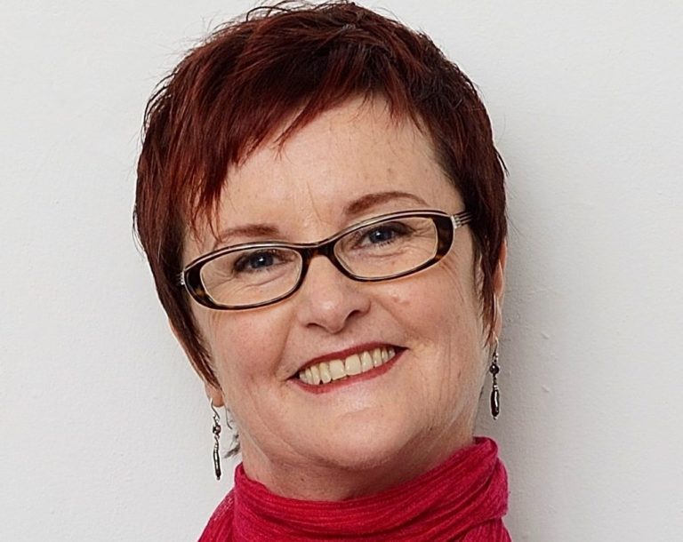 Louise Saxton – ZoneOne Arts